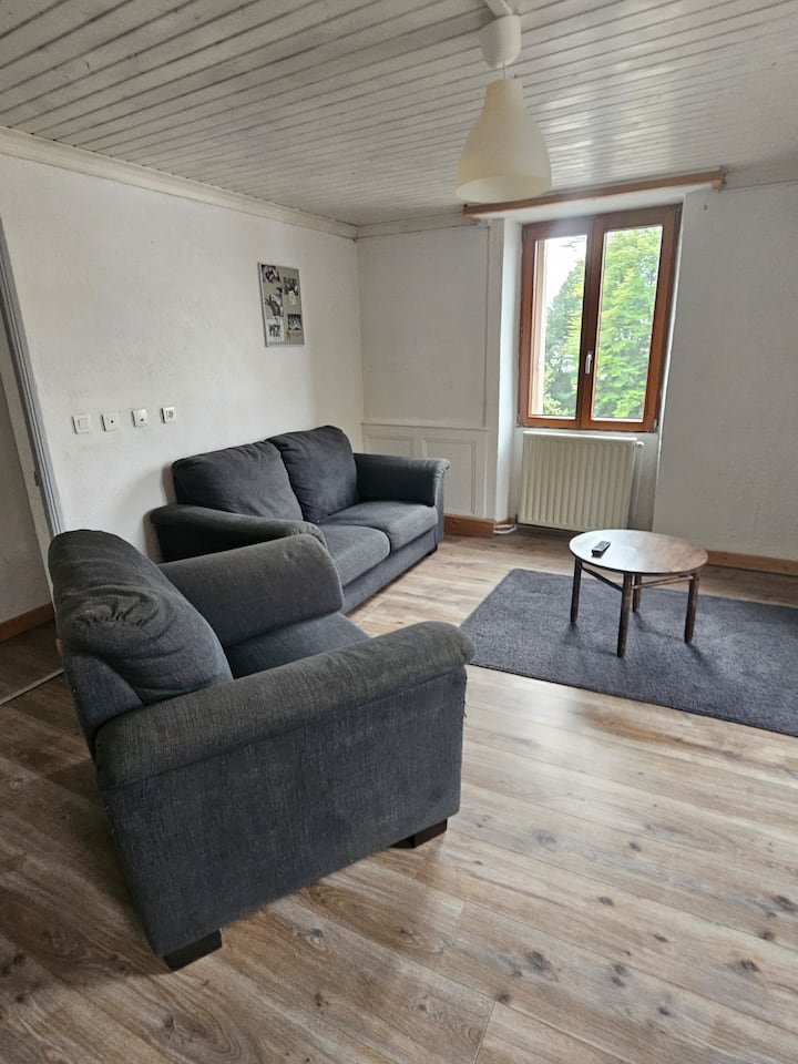 Relais De La Diligence Proche Centre-ville Et Gare - Villers-le-Lac