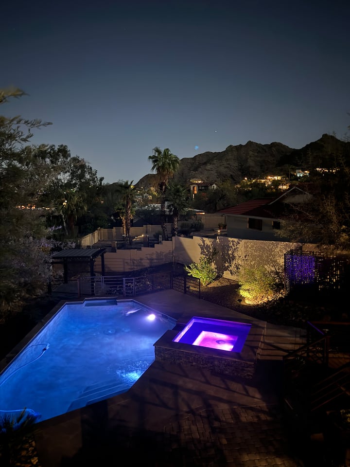 Phoenix Sunset Oasis W/king Bed, Heated Spa & Pool - Phoenix, AZ