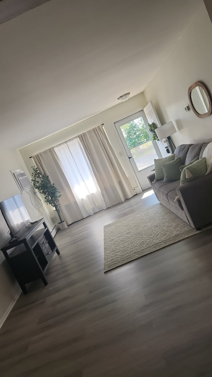 Home Sweet Home - Dearborn, MI