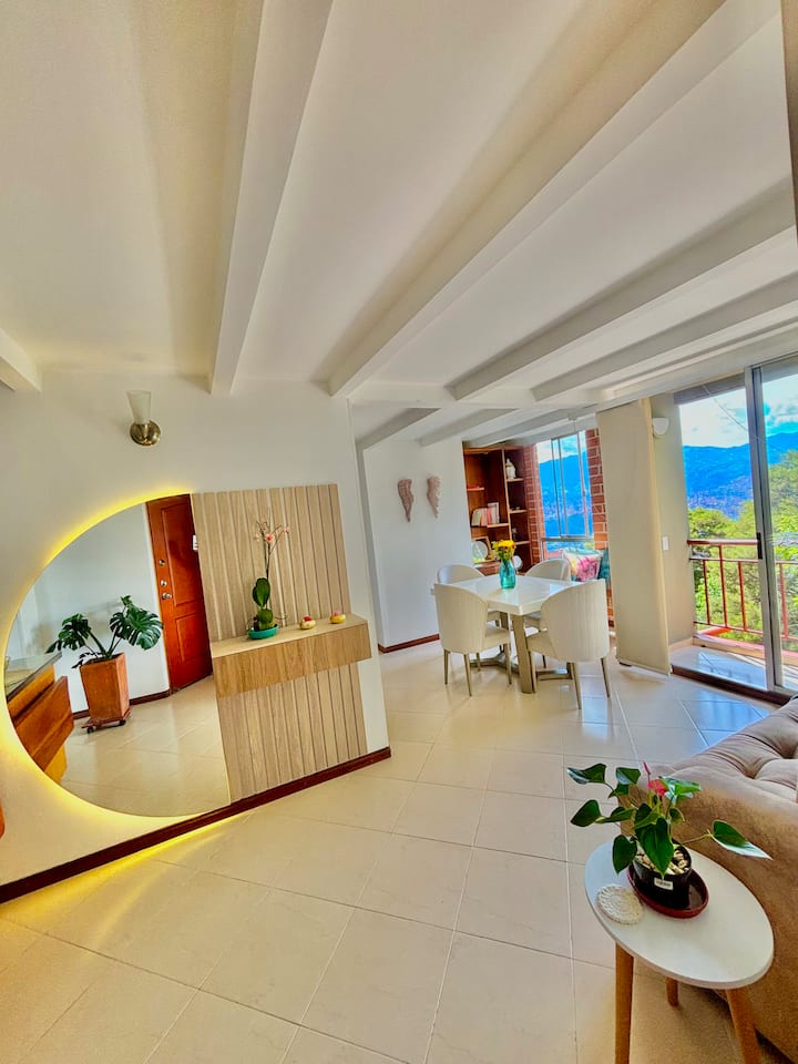Cozy With Amazing View In Poblado - Medellín