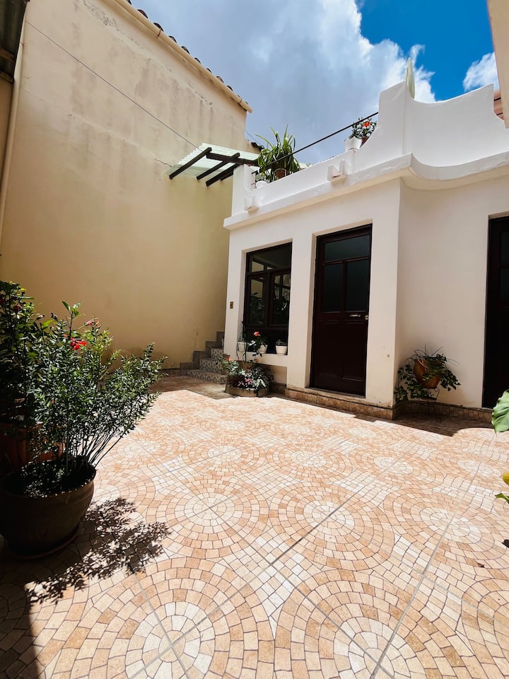 Terrasse De Mamie En Centre Historique - Sucre