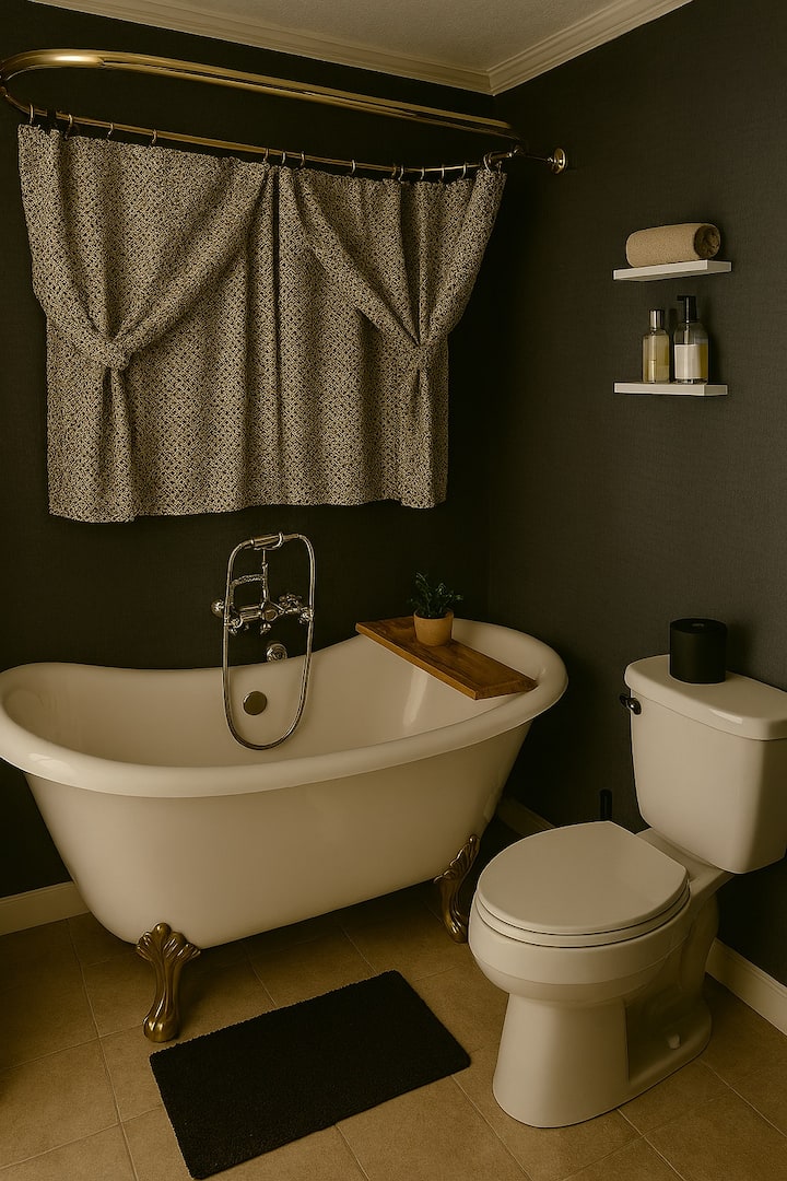 Spa-like Bath + Chef’s Kitchen - Connecticut