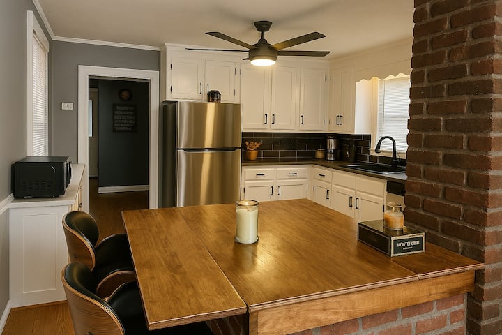 Retreat On Elm - Connecticut