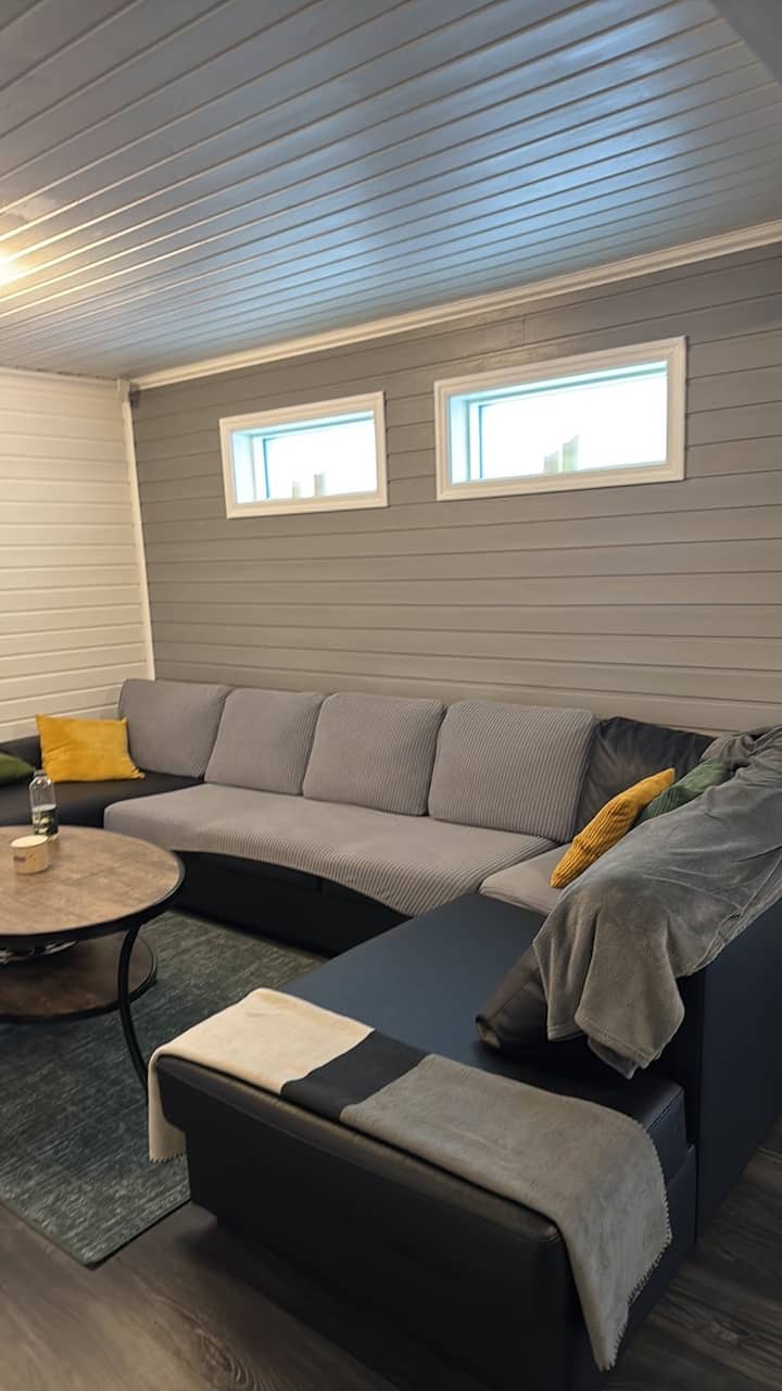 ”Hus På Gränsen I Värmland.” - Charlottenberg