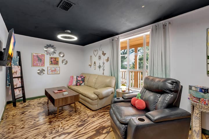 Artsy 2br, Near Fsu & Downtown - Tallahassee, FL