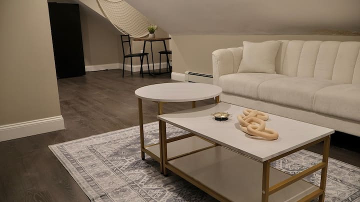 Cozy Downtown Gem - New Bedford, MA