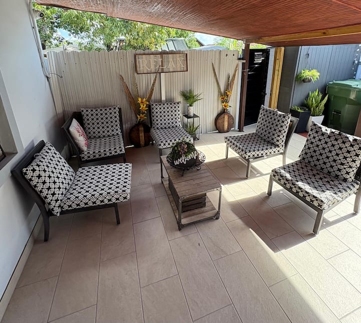 Spacious, Familiar And Central - Hialeah, FL