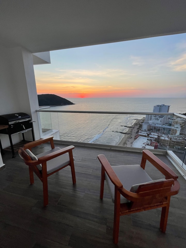 Beautiful Beachfront Condo With Amazing View - Mazatlán