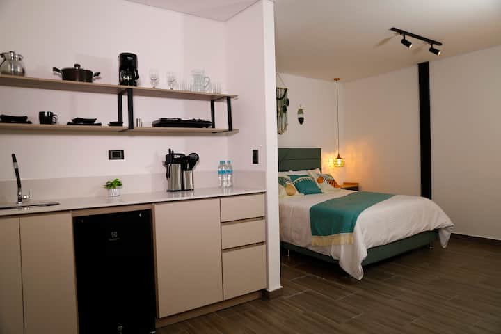 Cozy Stay With & Fast Wi-fi In Prime Location - Medellín