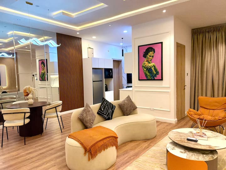 Luxury 1-br With Pool & 24/7 Security In Lekki 1 - Lagos