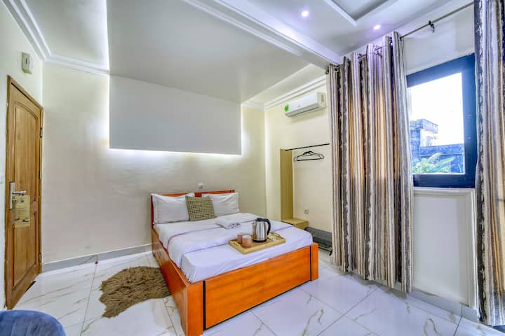 Chambre Simple 104 à 8 Min Aéroport De Douala - Douala