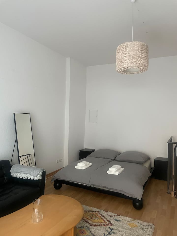 Cozy Flat In Friedrichshain - Berlim