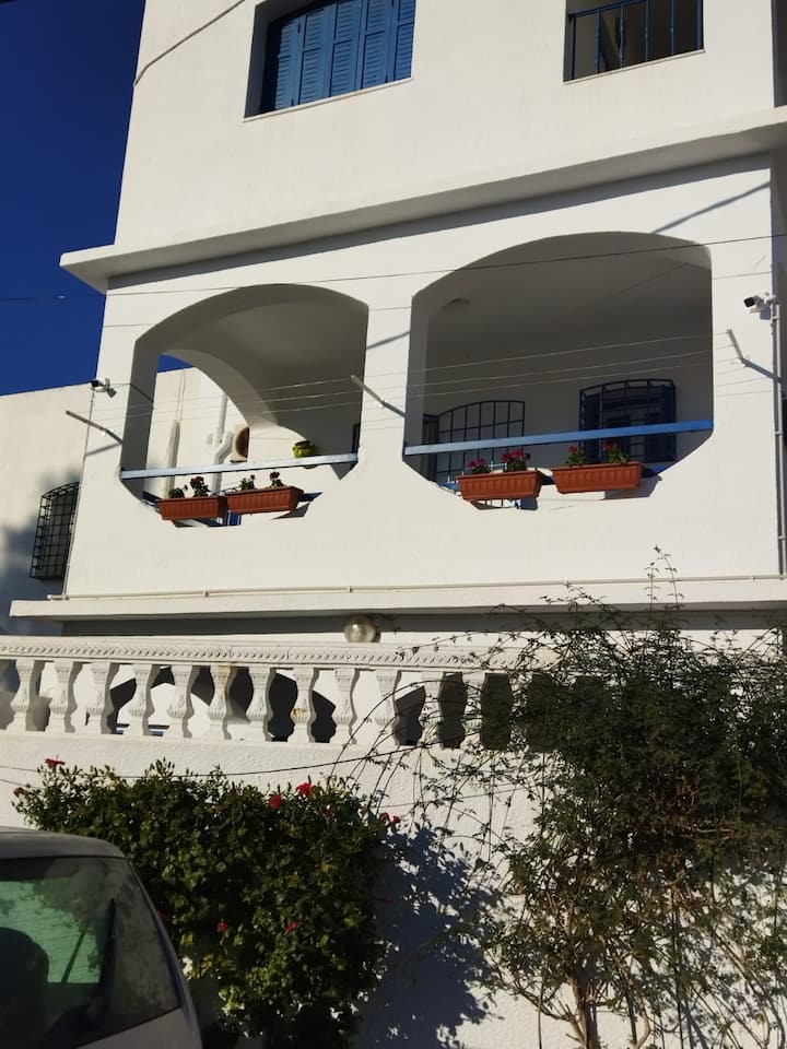 350 Mt. Mare, 3 Letti Max 6 Persone - Hammamet