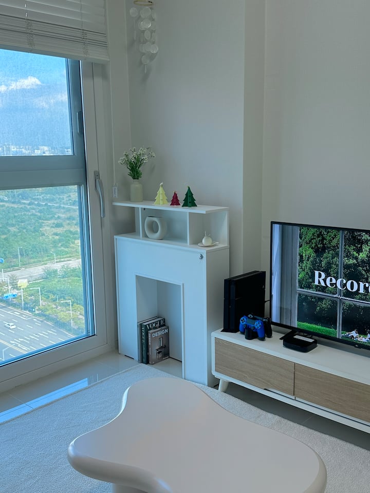 [Grape City View Superior Plus #2] - South Korea
