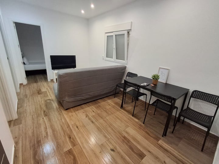 Picasso Suites Bajos - Sant Just Desvern