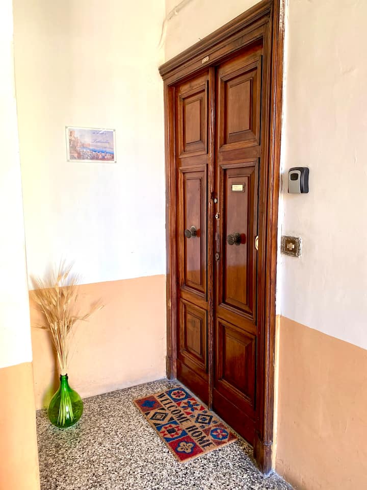 A Casa E Tattinella Al Centro Storico - Naples