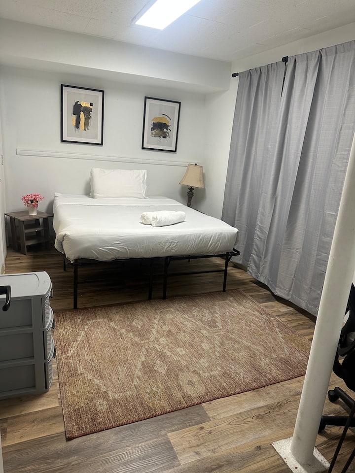 Central Room In Bridgeport’s Business Hub - Stratford, CT