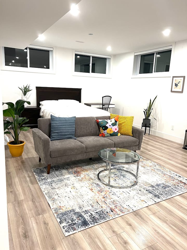 Private, Quiet, New Studio Space - Kanata
