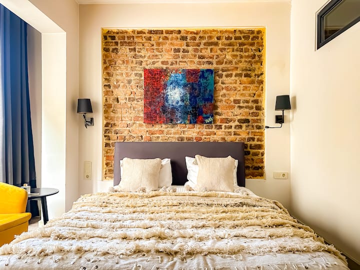 Charming Cihangir Flat With Terrace & Views - Beyoğlu