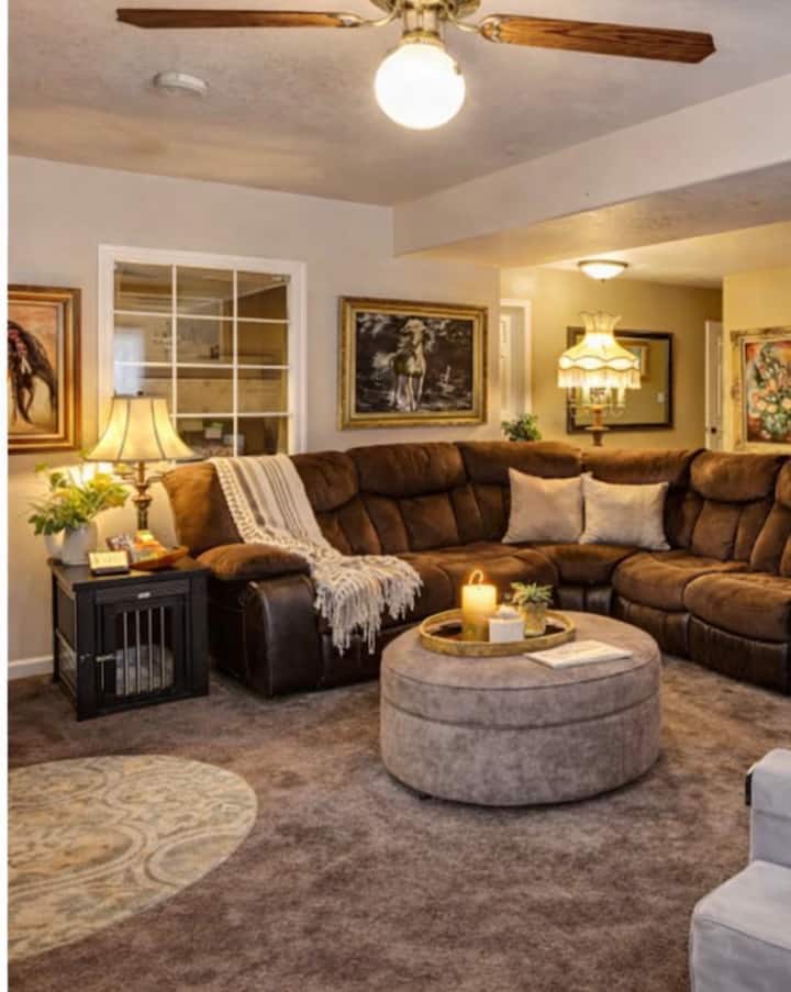 Hot Tub, Sauna, Gym | Private 2br Retreat - Washington