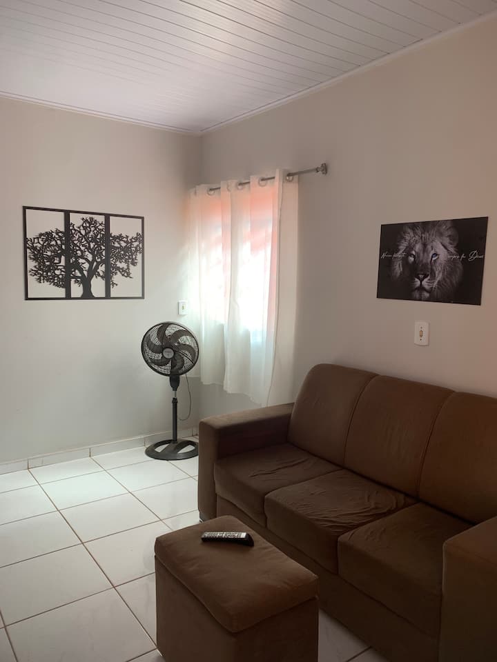 Casa Grande Com Churrasqueira - Cuiabá