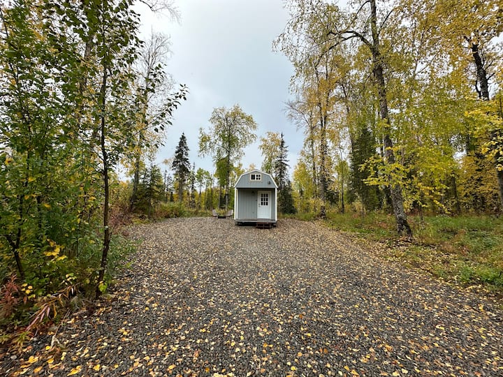 The Camping Hut/trail Access/glamping Experience - Talkeetna, AK