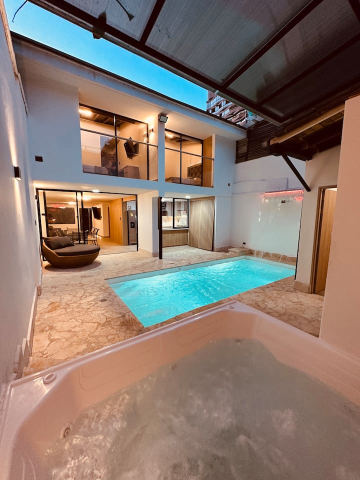 Villa Provenza Poblado Lleras Piscine Et Jacuzzi - Medellín