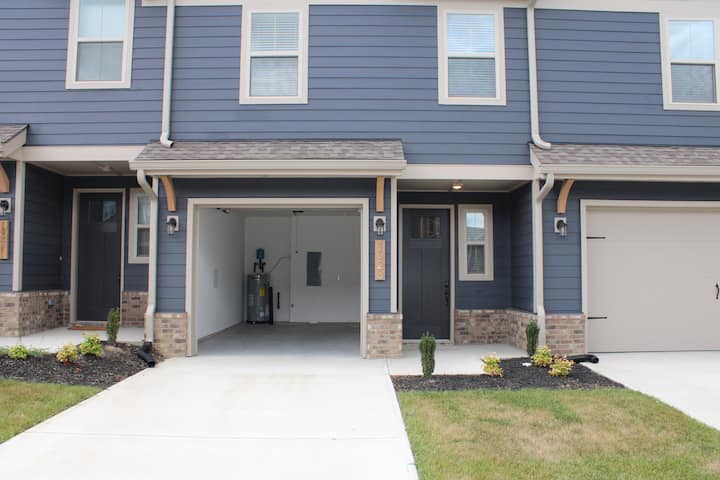 The Purrfect Stay - Maryville, TN