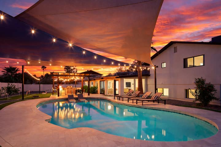 Sunburst Estate - Pool - Hot Tub - Tons Of Games! - Phoenix