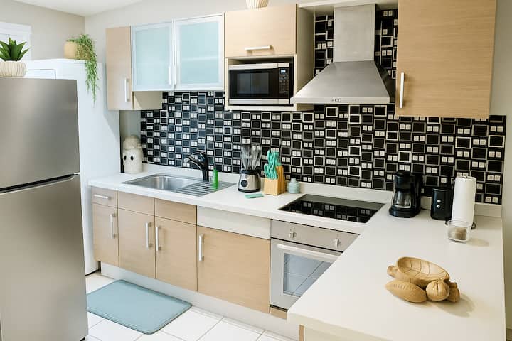 Aruba 2br Apartment | Walk To Beach & Nightlife - Aruba