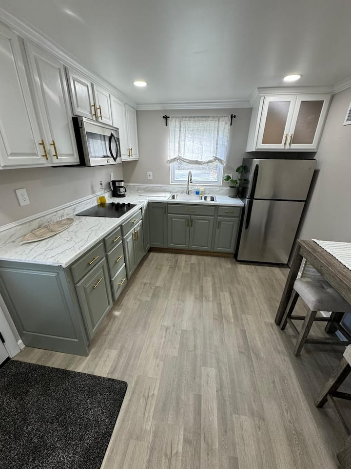 Basement/studio - Occoquan, VA