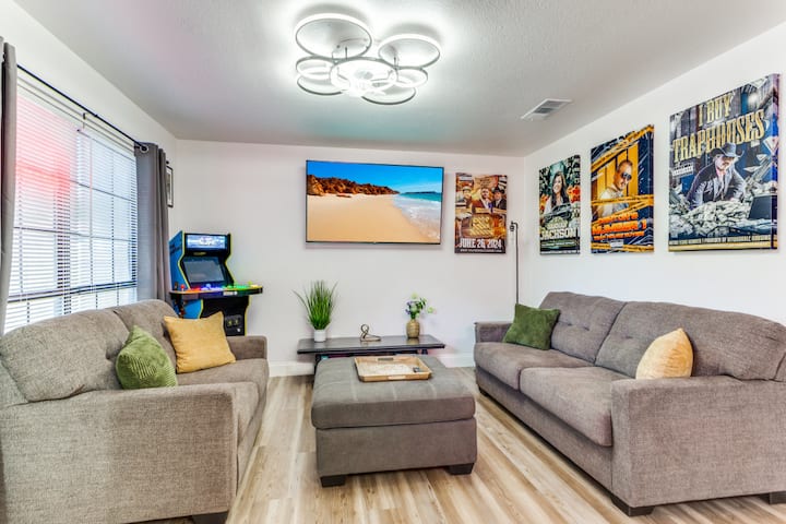 The Trap House On Hettie - Denton, TX