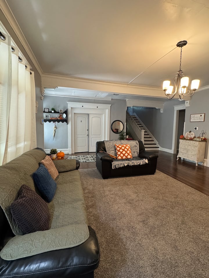 Charming Heritage Home By Ysu - Youngstown, OH