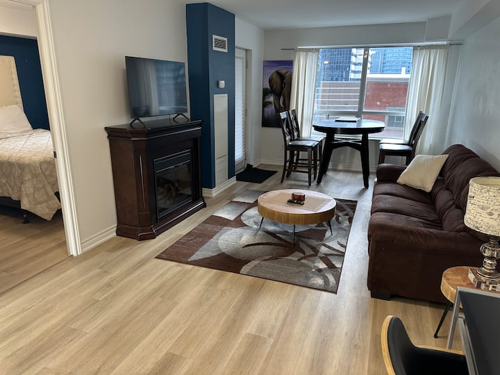 Toronto Luxury 2 Bedroom Condo 3 Min Walk Cn Tower - Toronto