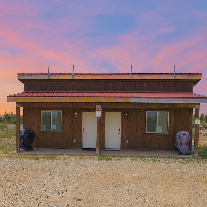 Yellowstone Rocks Cabin16+wfi+petfriendly+ac+30ynp - Island Park, ID