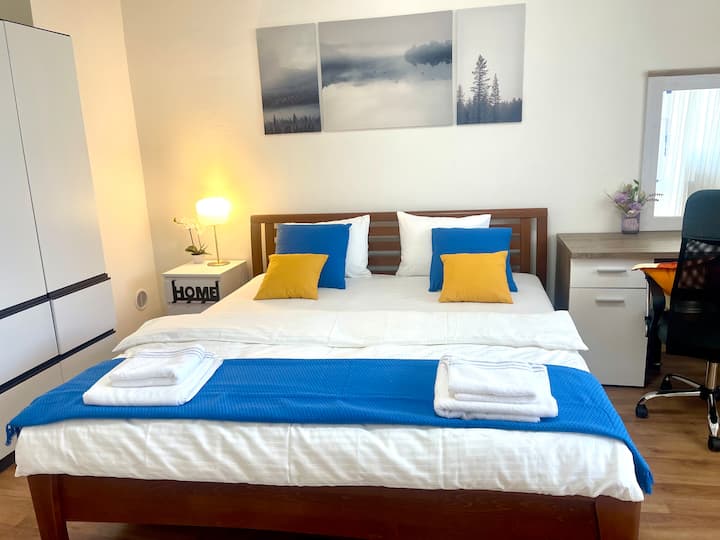 Modern And Cozy Flat, 15 Min By Tram From Centre - Brno