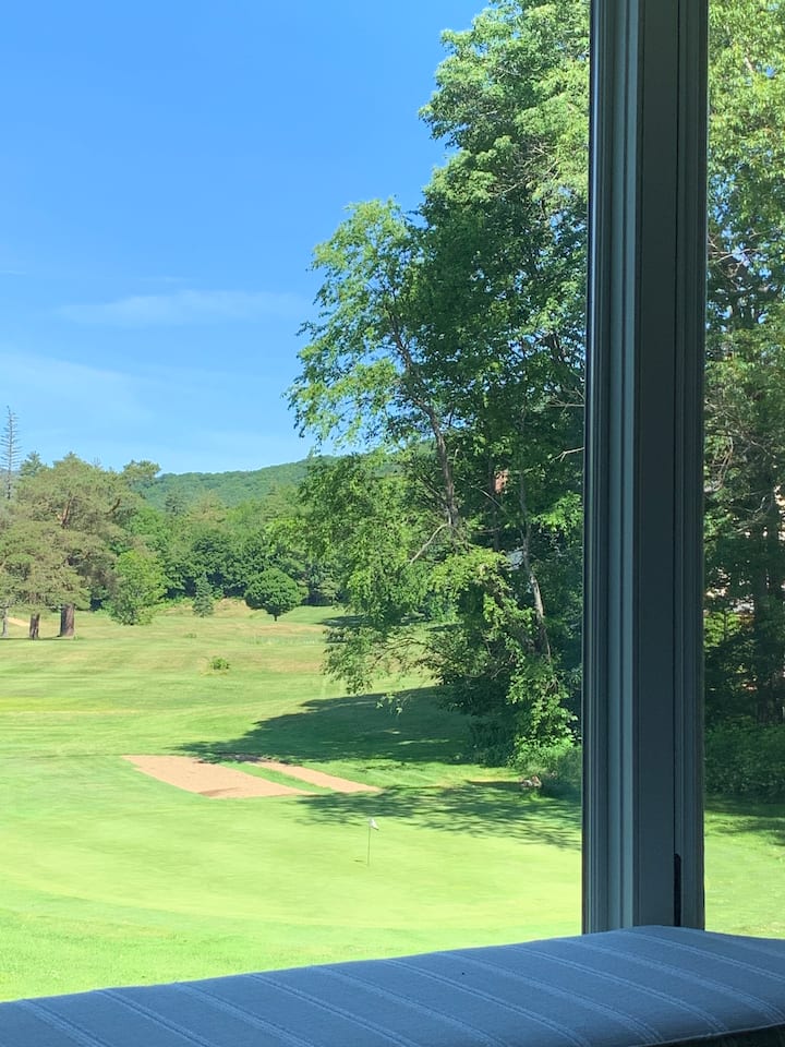 Amazing Views & On 11th Tee, Private, Gorgeous! - Jackson, NH