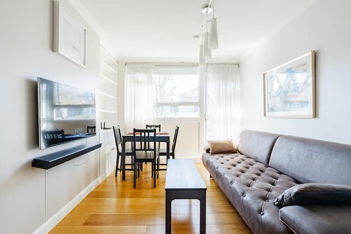 Chic & Cozy Chelsea Flat - Chelsea