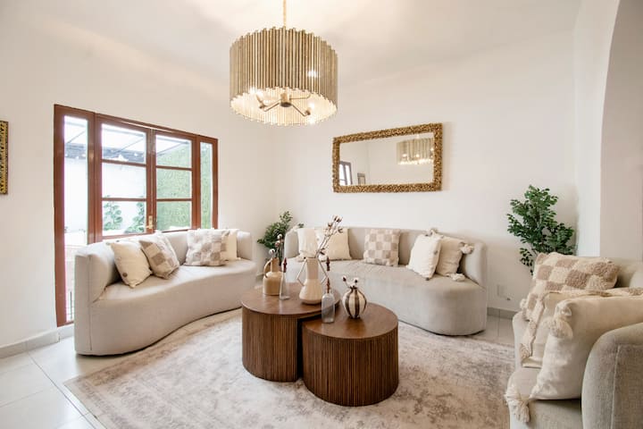 Designer House: Luxury & Style - Mexico City