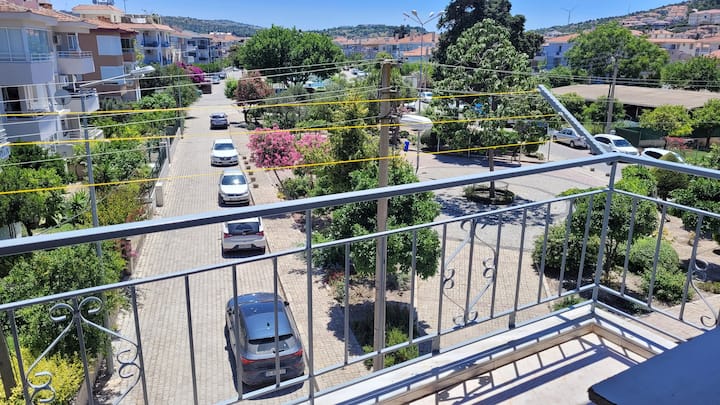 ÇEşme Merkezde Marinaya Yakın - Çeşme