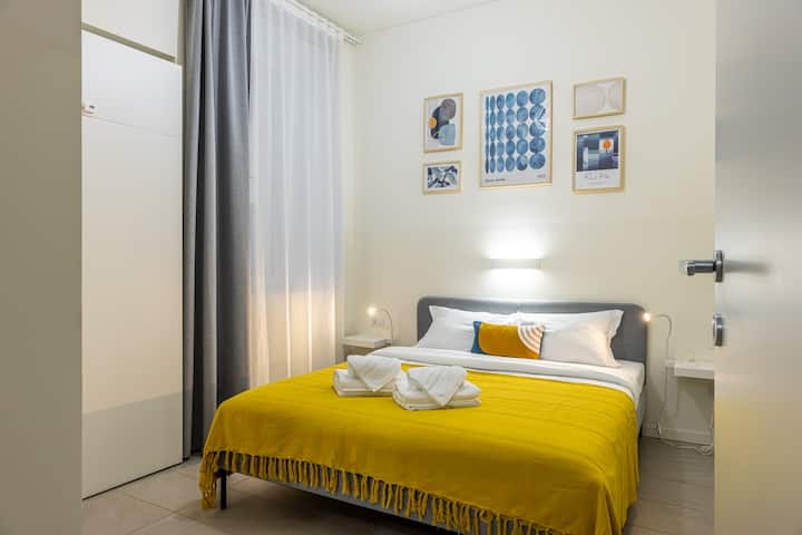 Linate Airport & Metro | Milan Center & Ice Park - Milan