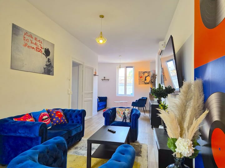 Montréal, Maison Pétillante Et Accueillante - Reims