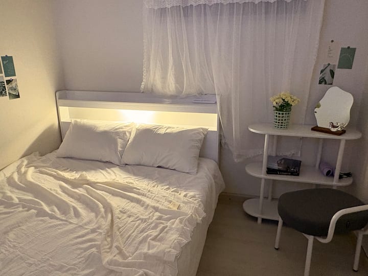 포근한|공항버스 지하철 5분|명동·동대문홍대광화문20~35|여성안심|무료짐보관|숙박허가업체 - Seúl