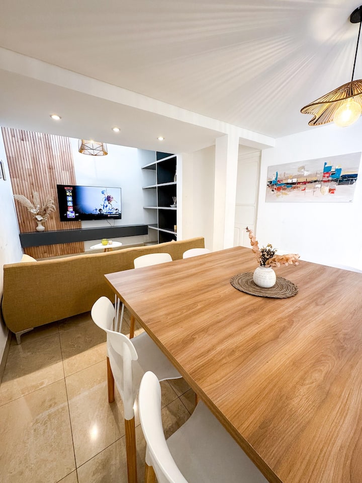 Casa Espectacular Con Jacuzzi 3 Hab Suite 4 Baños - Salta