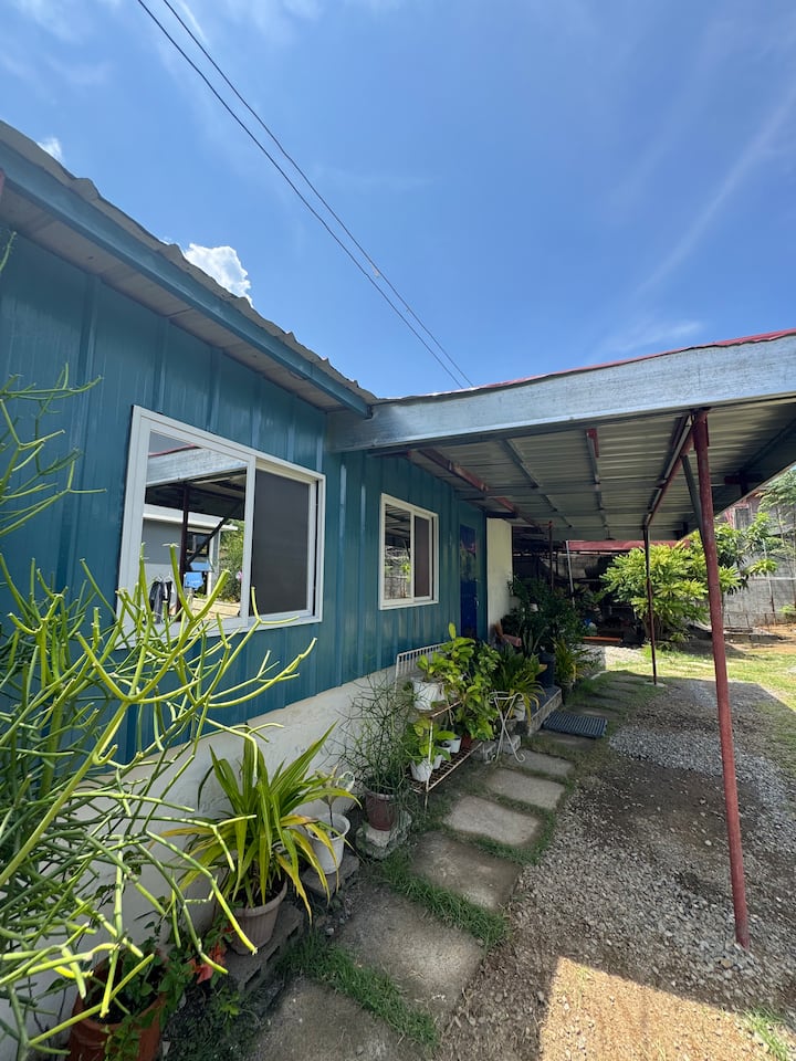 Affordable Stay Near San Juan | Tiny Box House - San Fernando