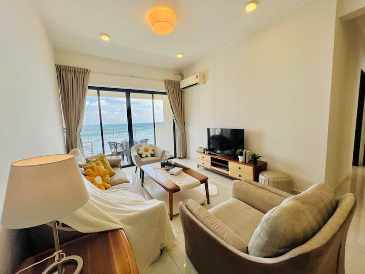 Amberside Seaview Retreat 3r3b @ Level26 | 8guests - Johor Bahru