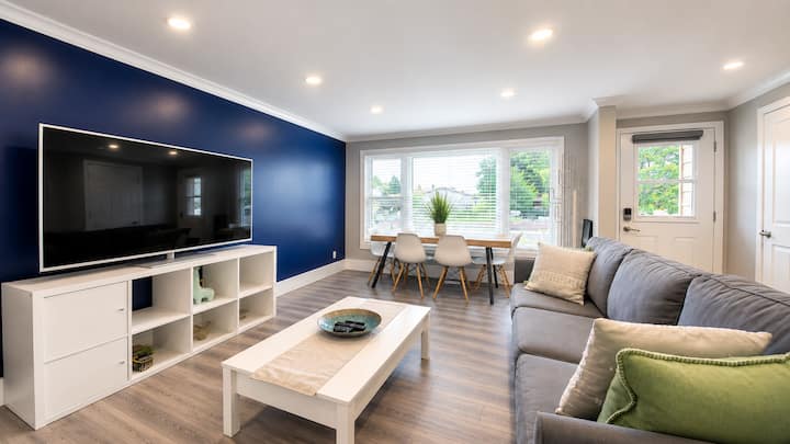 Modern 3br Close To Uw| Free Parking, Patio, Wi-fi - Waterloo