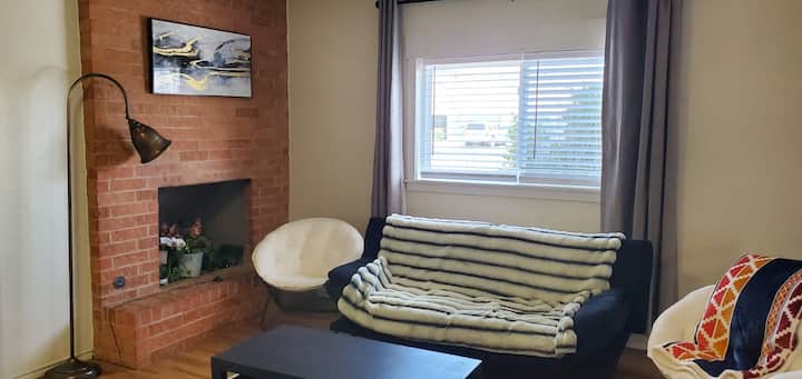 Lawton Landing Pet-friendly 2br Near Fort Sill - Lawton, OK