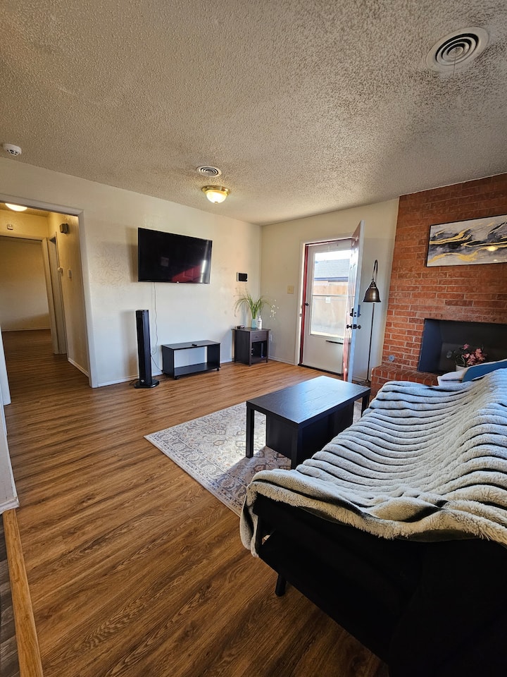 Lawton Landing Near Fort Sill-tdy & Travel Nurses - Lawton, OK