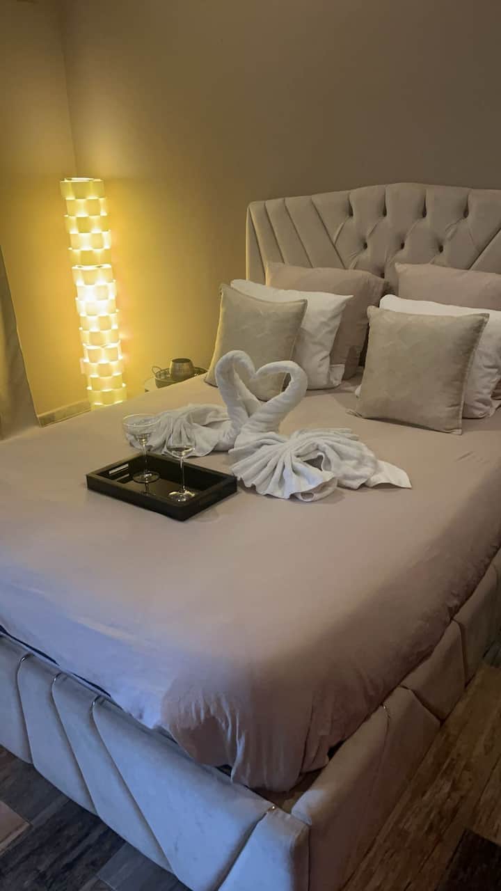 Why Not Jacuzzi - Arles